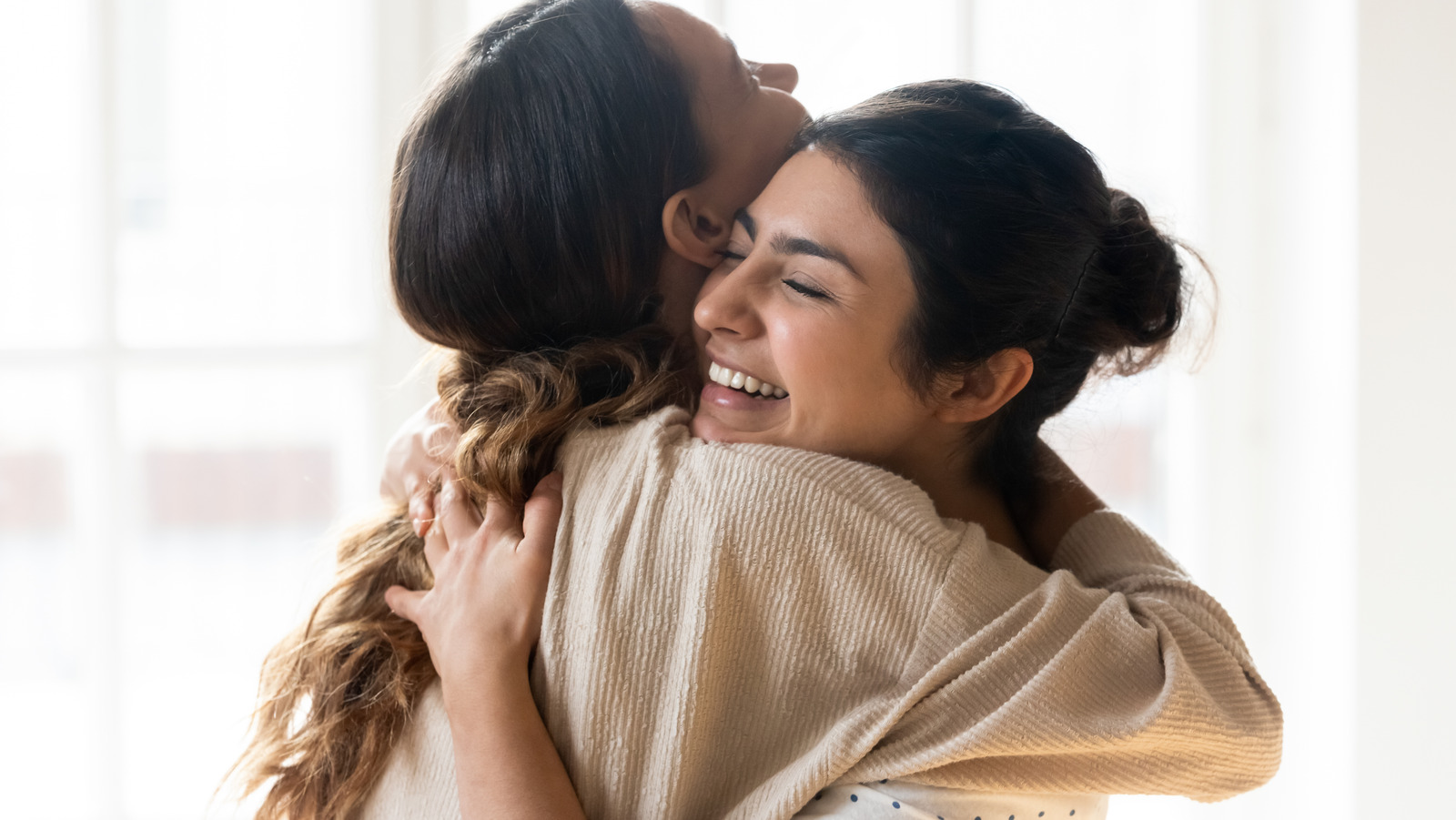 12 Tips For Making Up With Your Best Friend After A Fight