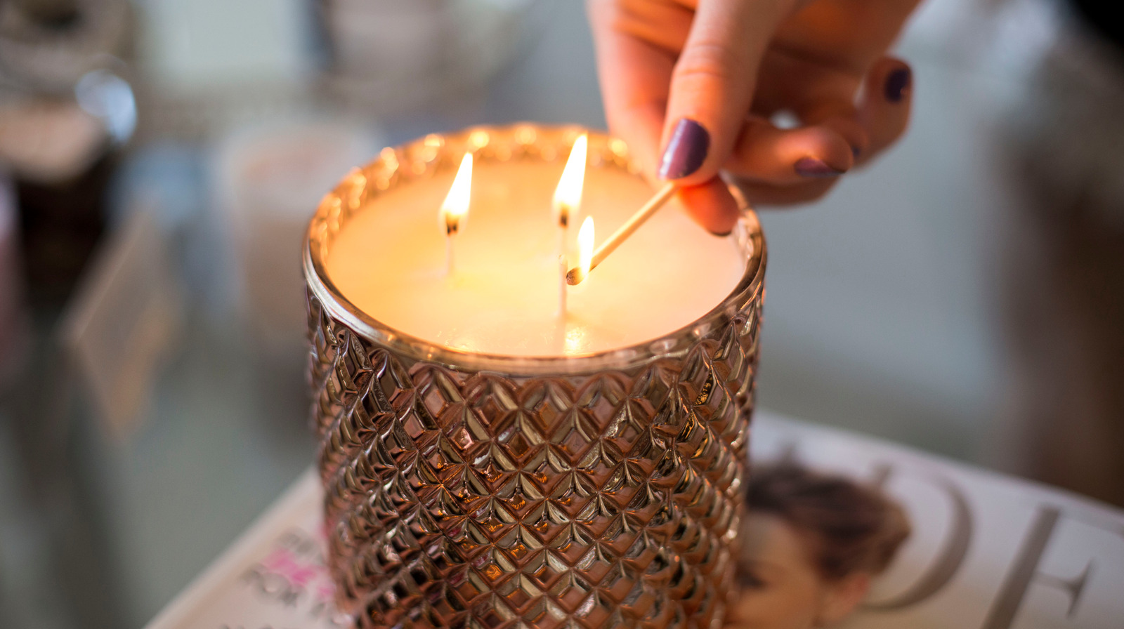 15 Candles That Will Leave Your House Smelling Fresh All Summer Long