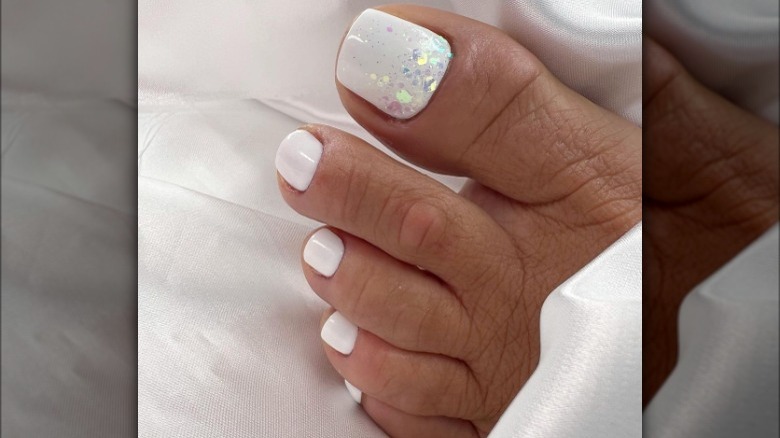 16 Colors You'll Want For All Of Your 2023 Pedicures