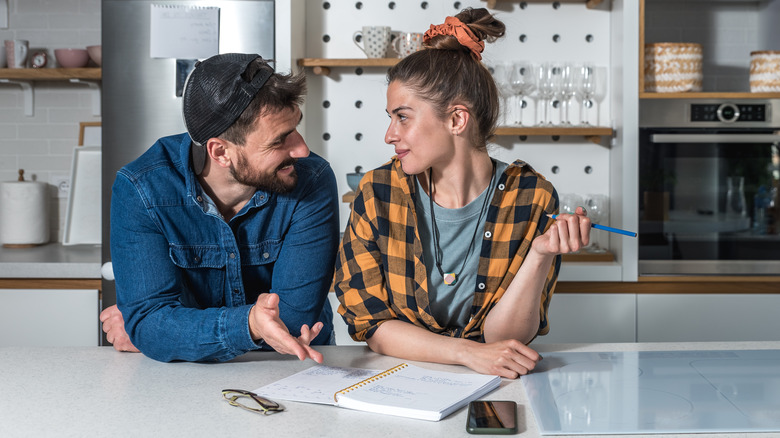 5 Counselor Tips For Navigating A Successful Introvert-Extrovert ... 5 Counselor Tips For Navigating A Successful Introvert-Extrovert ...
