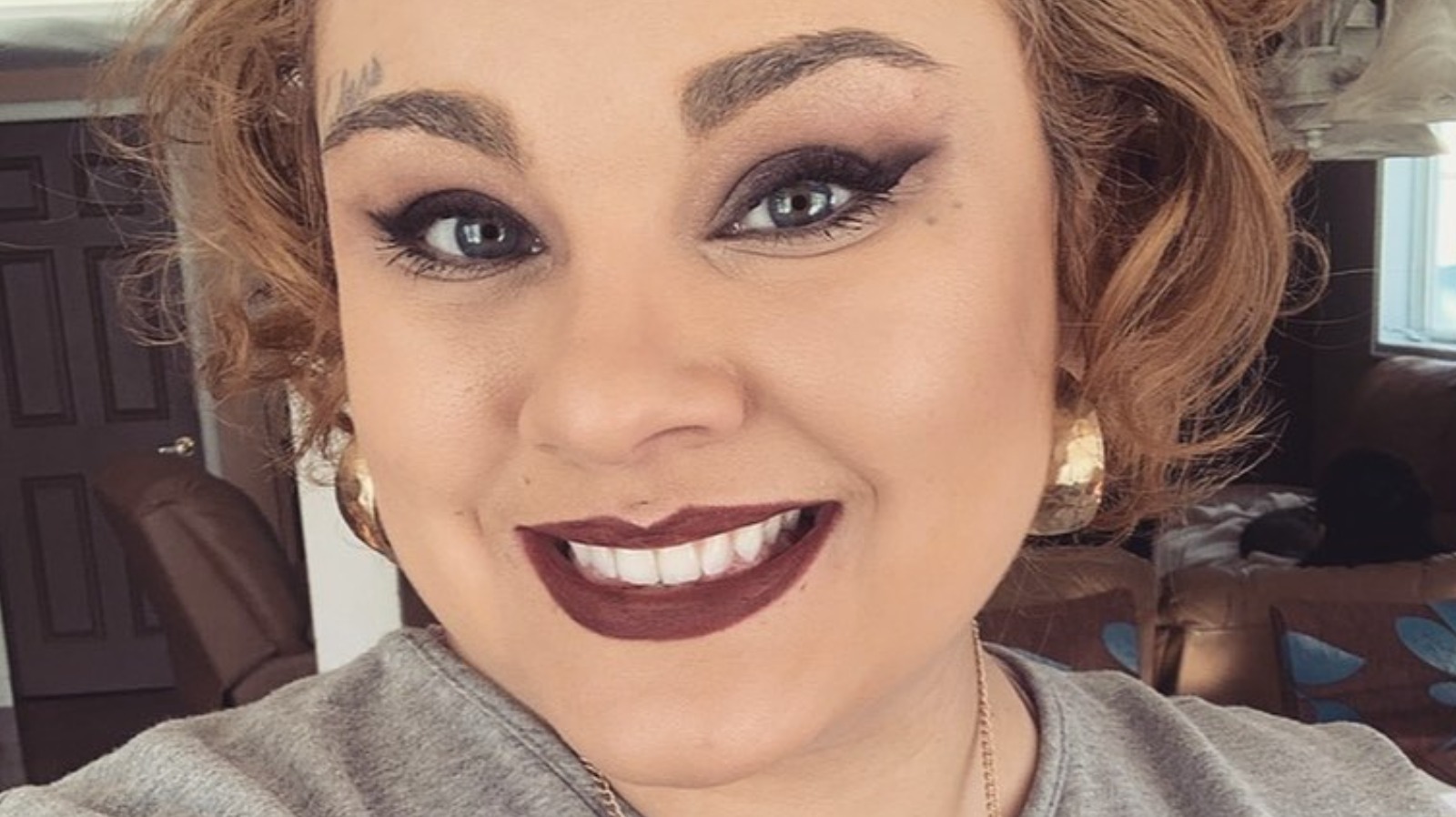 A Smudged Cat-Eye Is The Indie Sleaze Way To Wear The Classic Look