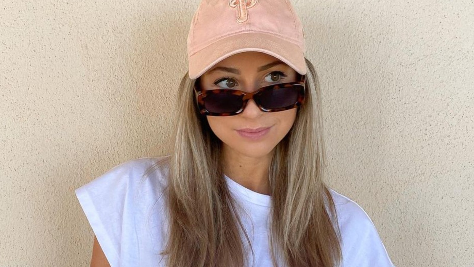 Ballgame Aesthetic: A Fashionable Guide To Dressing For A Baseball Game