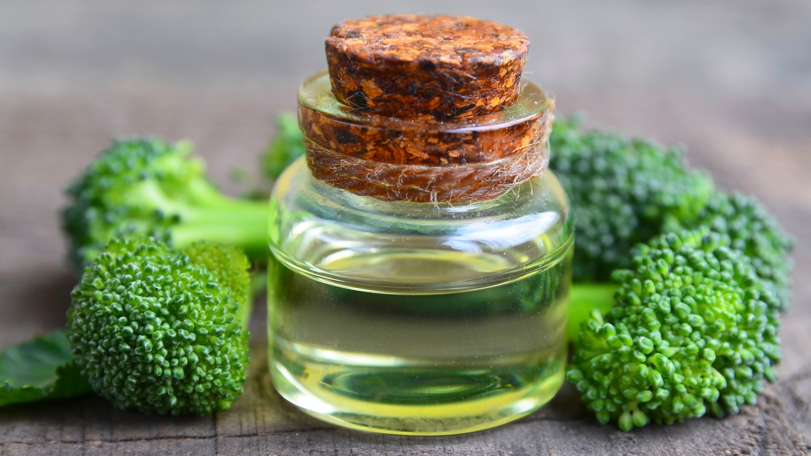 Broccoli Seed Oil Is The Trendy New Kid In Skincare Going Into 2023 ... Broccoli Seed Oil Is The Trendy New Kid In Skincare Going Into 2023 ...