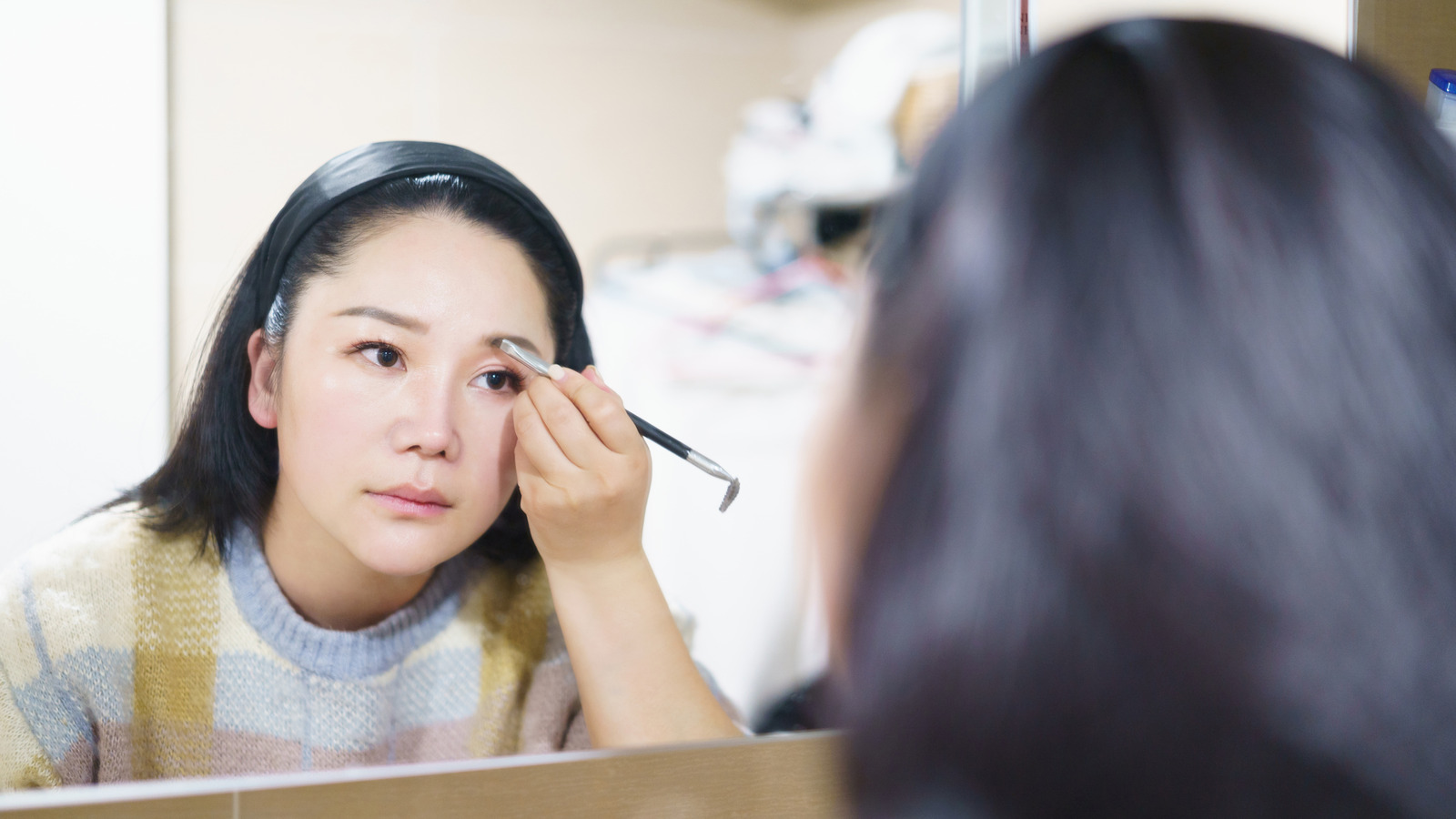 Common Mistakes People Make When Filling In Their Brows