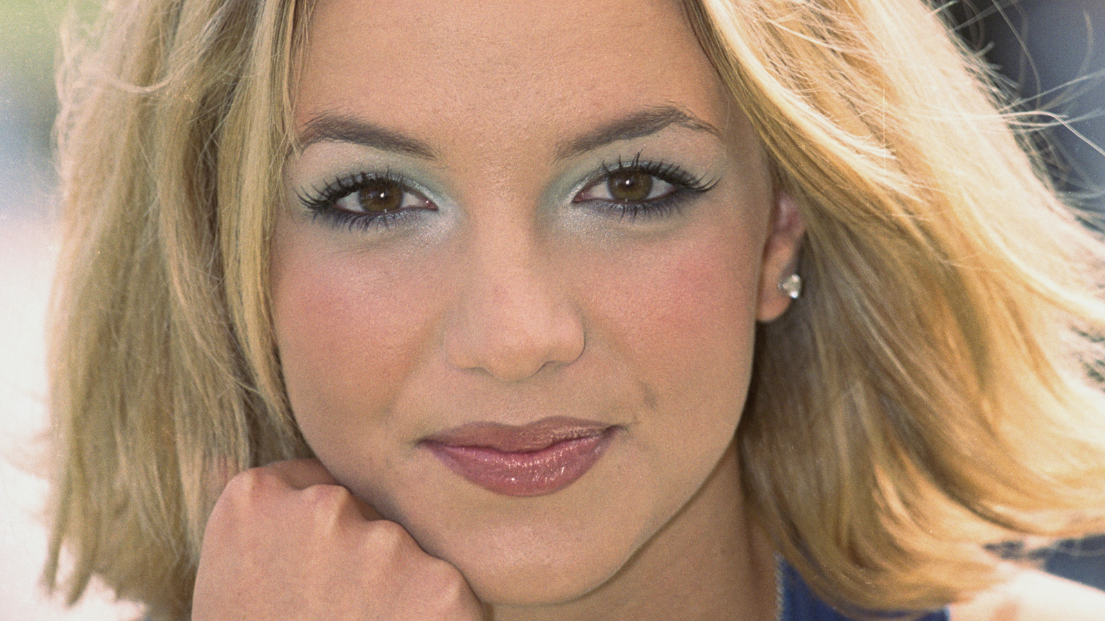 Every Makeup Product You Need For A Believable Y2K Beauty Look