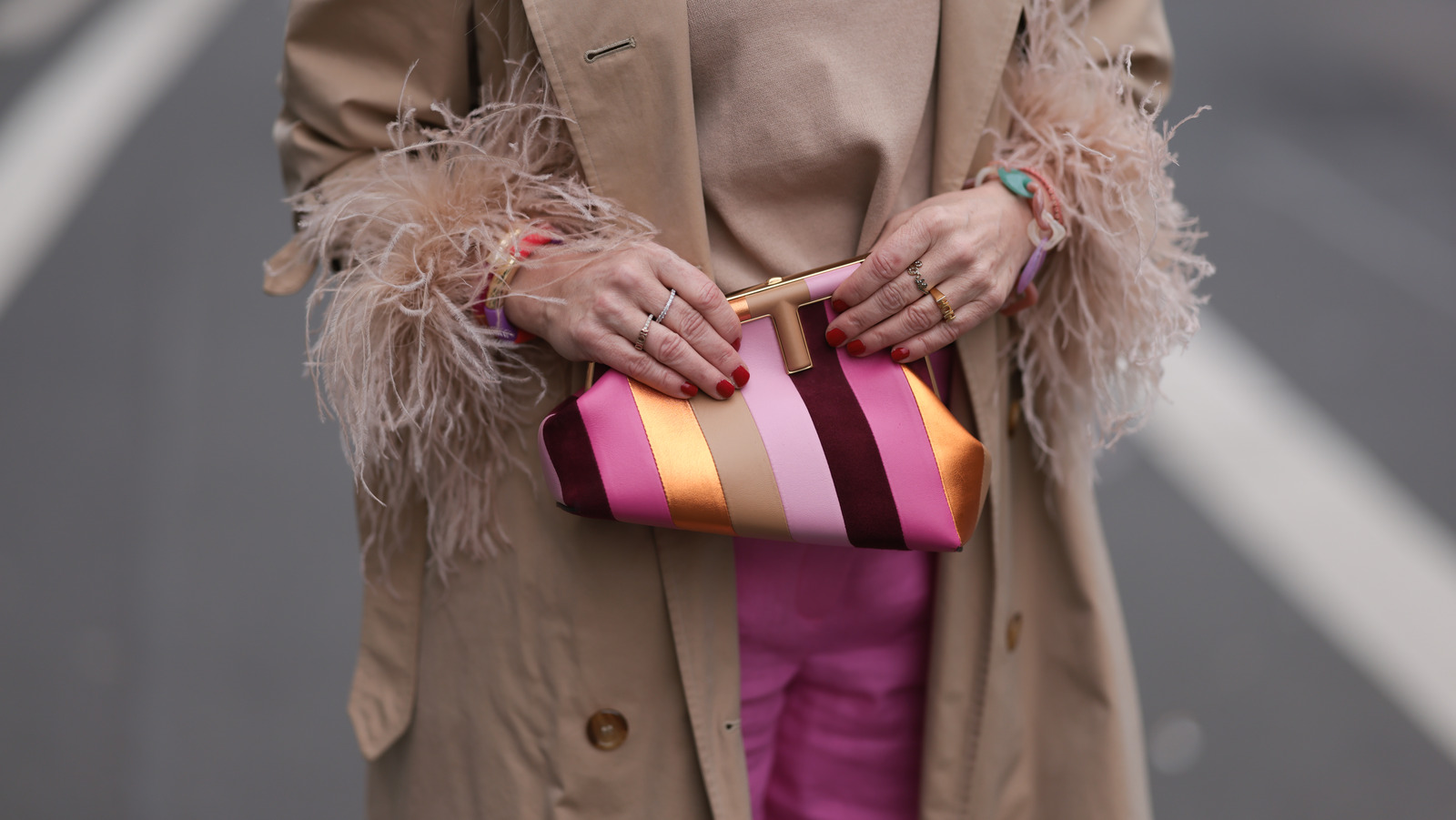 Feathers Are All Over The Red Carpets Right Now - Here's How To Wear ...