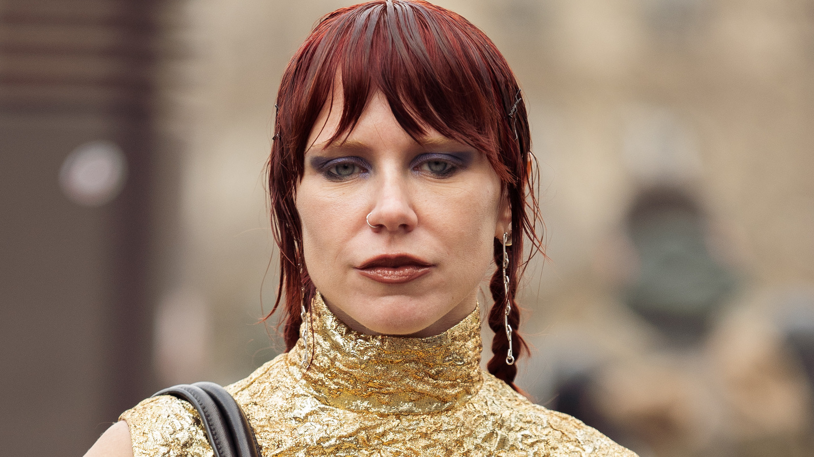 Grunge Beauty Trends Are All The Rage For F/W 2024, According To Paris ...