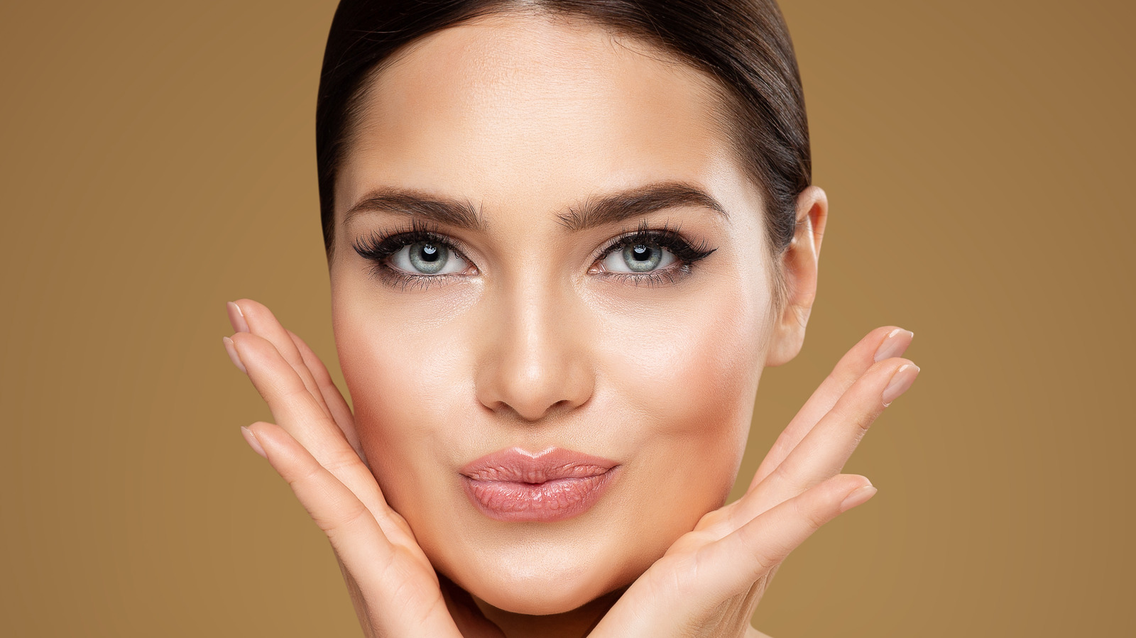 How To Contour Your Lips For A Fuller More Seductive Look