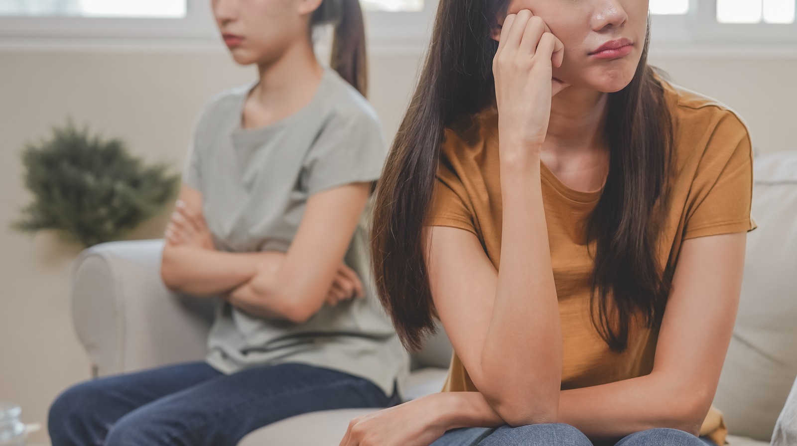 How To Respond When A Friend Is Distancing Themself From You