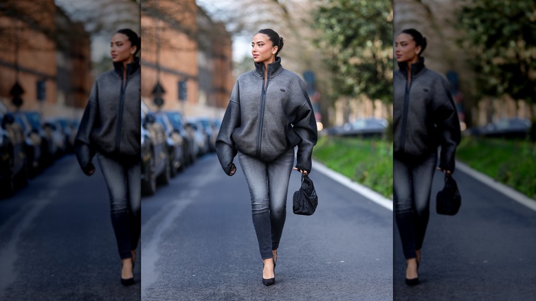 5 Jeans Styles That Women Over 40 Should Avoid Wearing