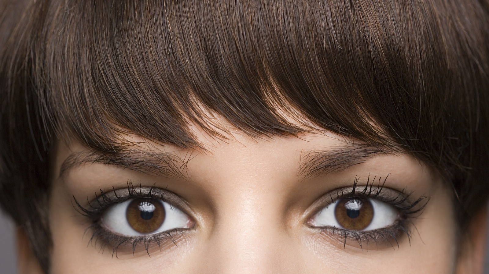 Our Best Tips For Rocking Clip-In Bangs To Test Drive The Drastic Hair ...