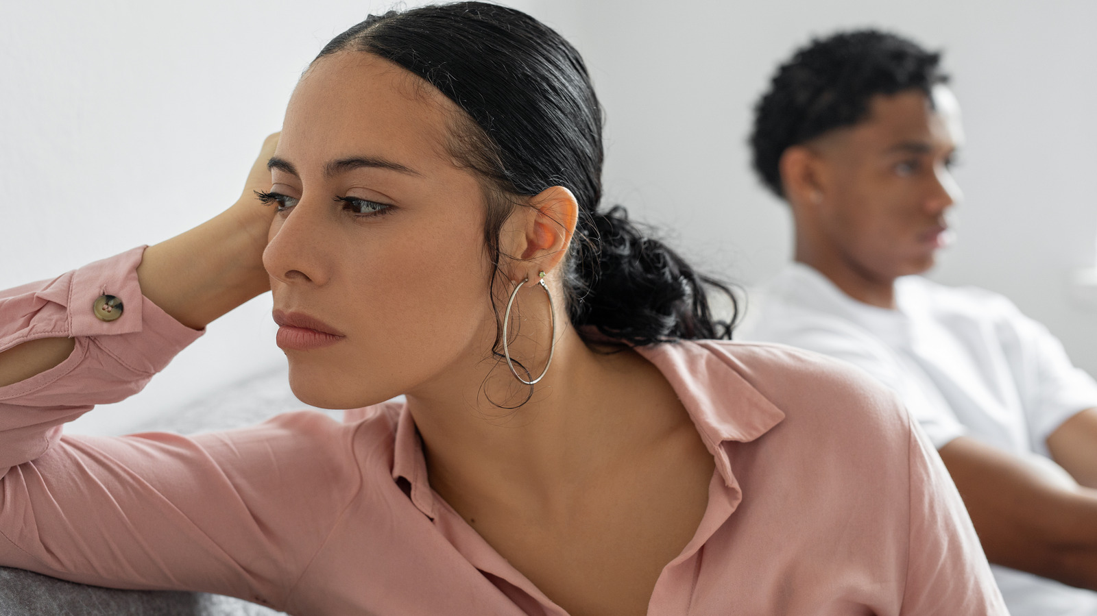 Partner Refuse To Be Emotionally Vulnerable? Here's What To Do