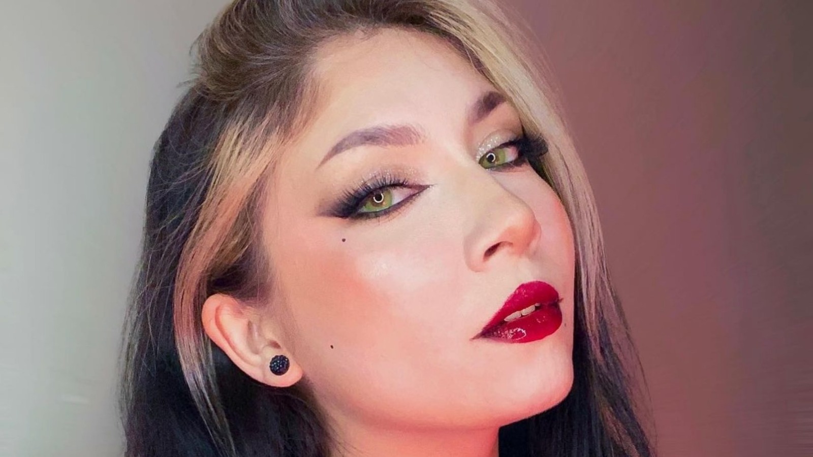 Revenge Makeup: The TikTok Beauty Trend That Stunts On Your Ex