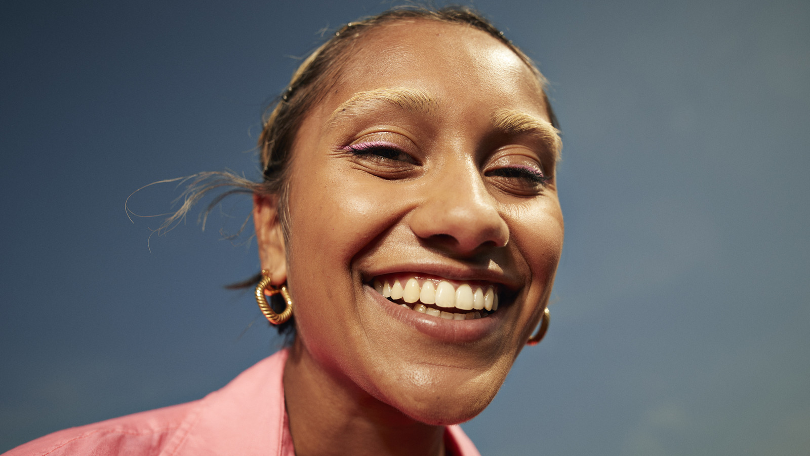 The Best Earring Styles For Your Face Shape, According To Our Stylist