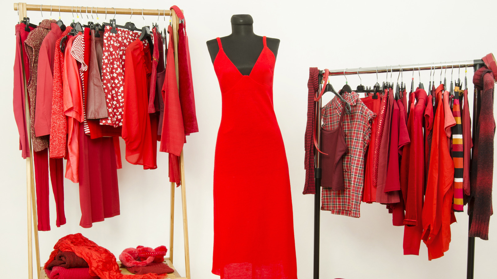 The Chicest Ways To Style The Color Red This Fall