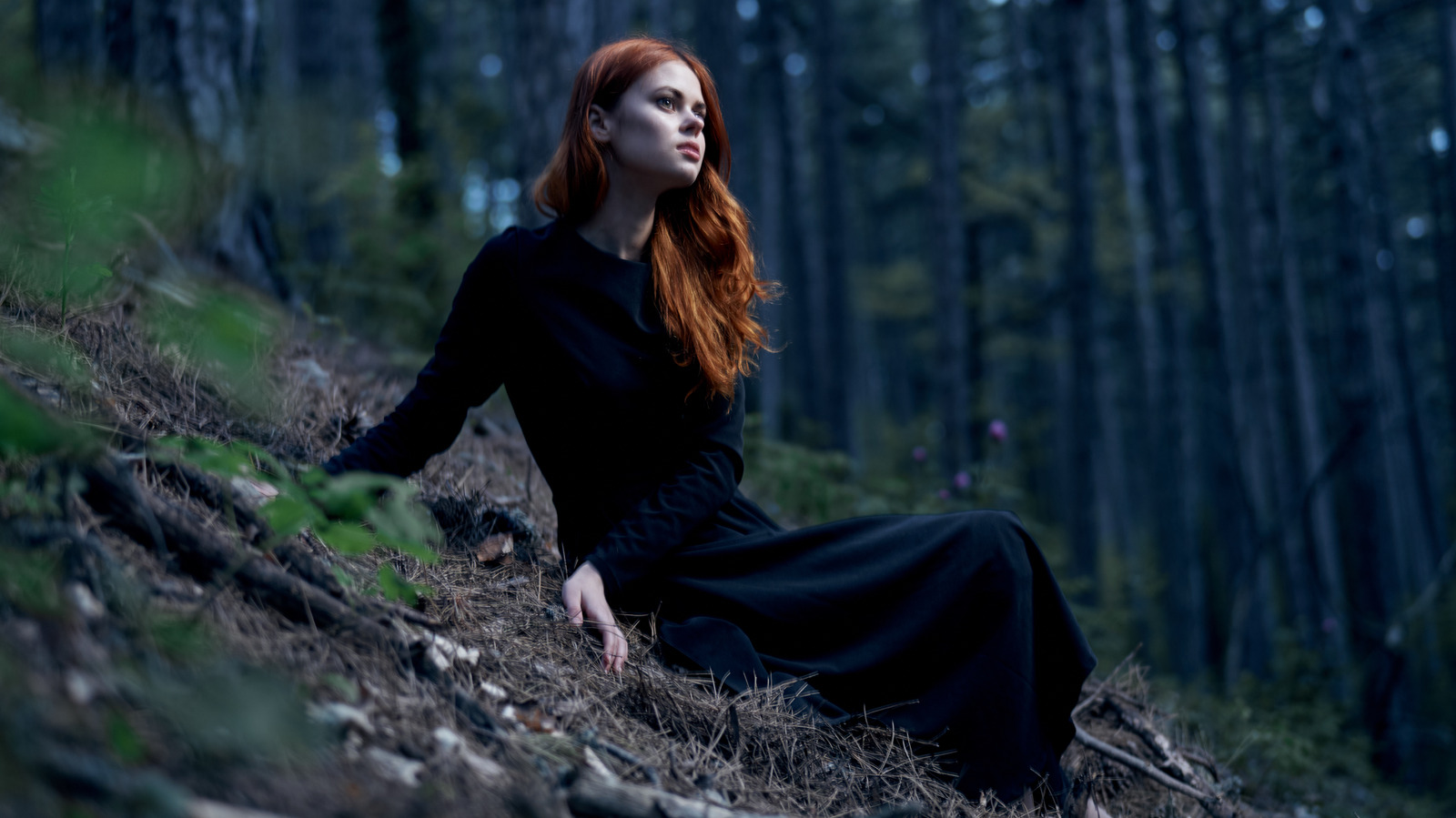 The Fairy Grunge Beauty Trend Puts A Soft Goth Spin On Ethereal Makeup The Fairy Grunge Beauty Trend Puts A Soft Goth Spin On Ethereal Makeup