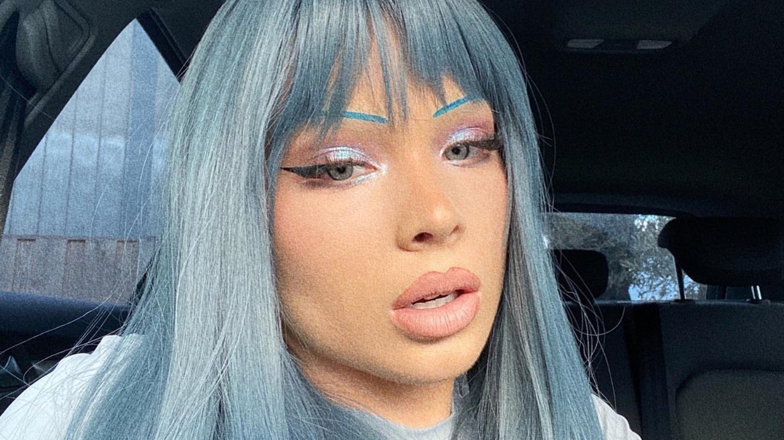 The Low Commitment Way To Get Thin Ever Trendy 90s Brows the-low-commitment-way-to-get-thin-ever-trendy-90s-brows