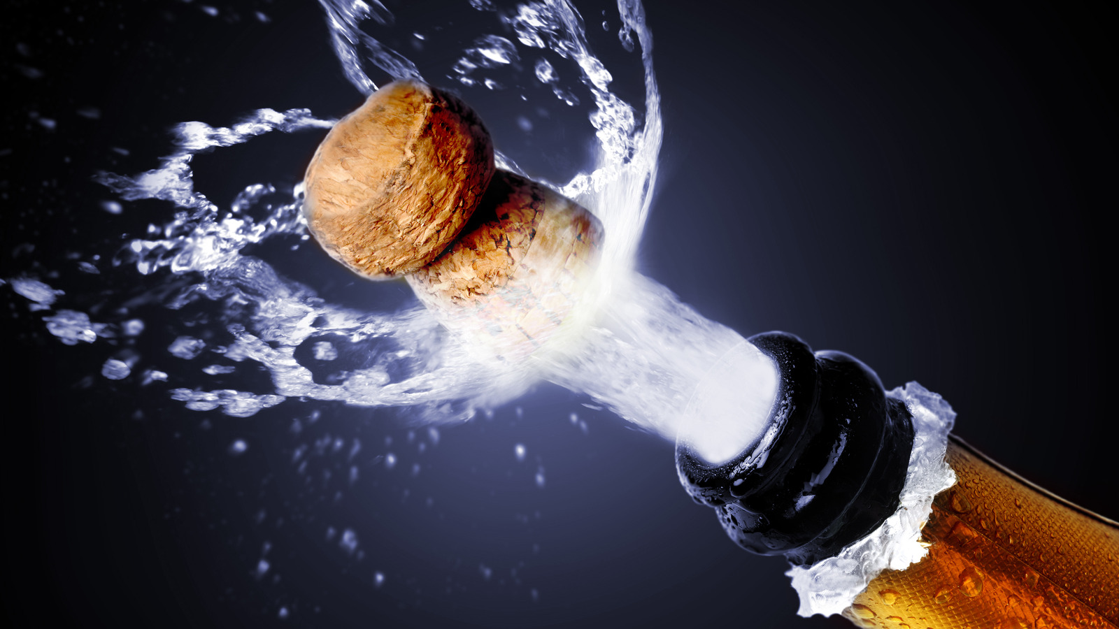 The Real Difference Between Bubbly Faves Prosecco And Champagne