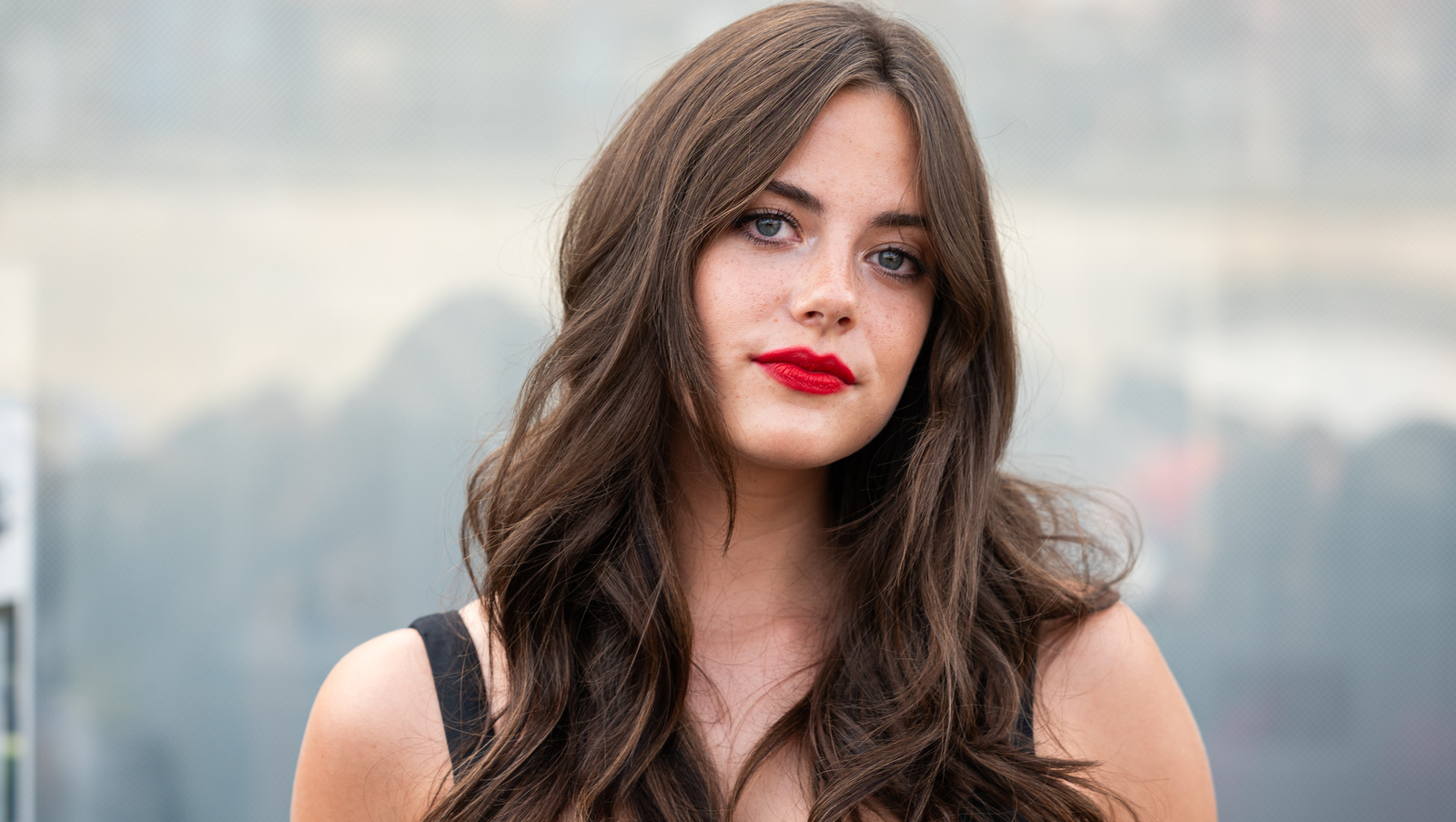 The Viral Tiktok Red Lip Hack Creates The Ultimate Lived In Glam