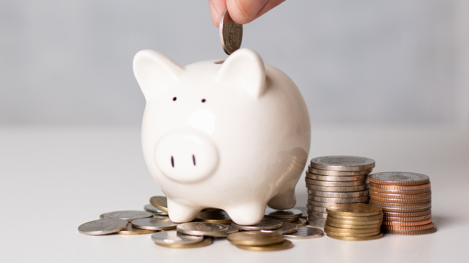 The Zodiac Signs That Are Total Cheapskates