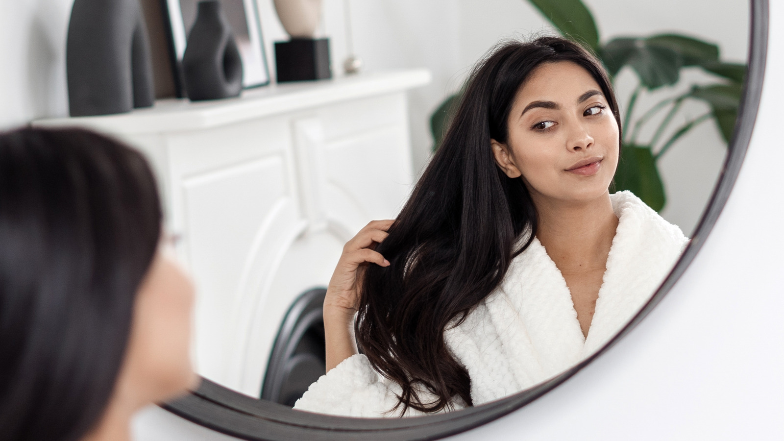 TikTok's Overnight Styling Trick Promises Your Bounciest Blowout Yet