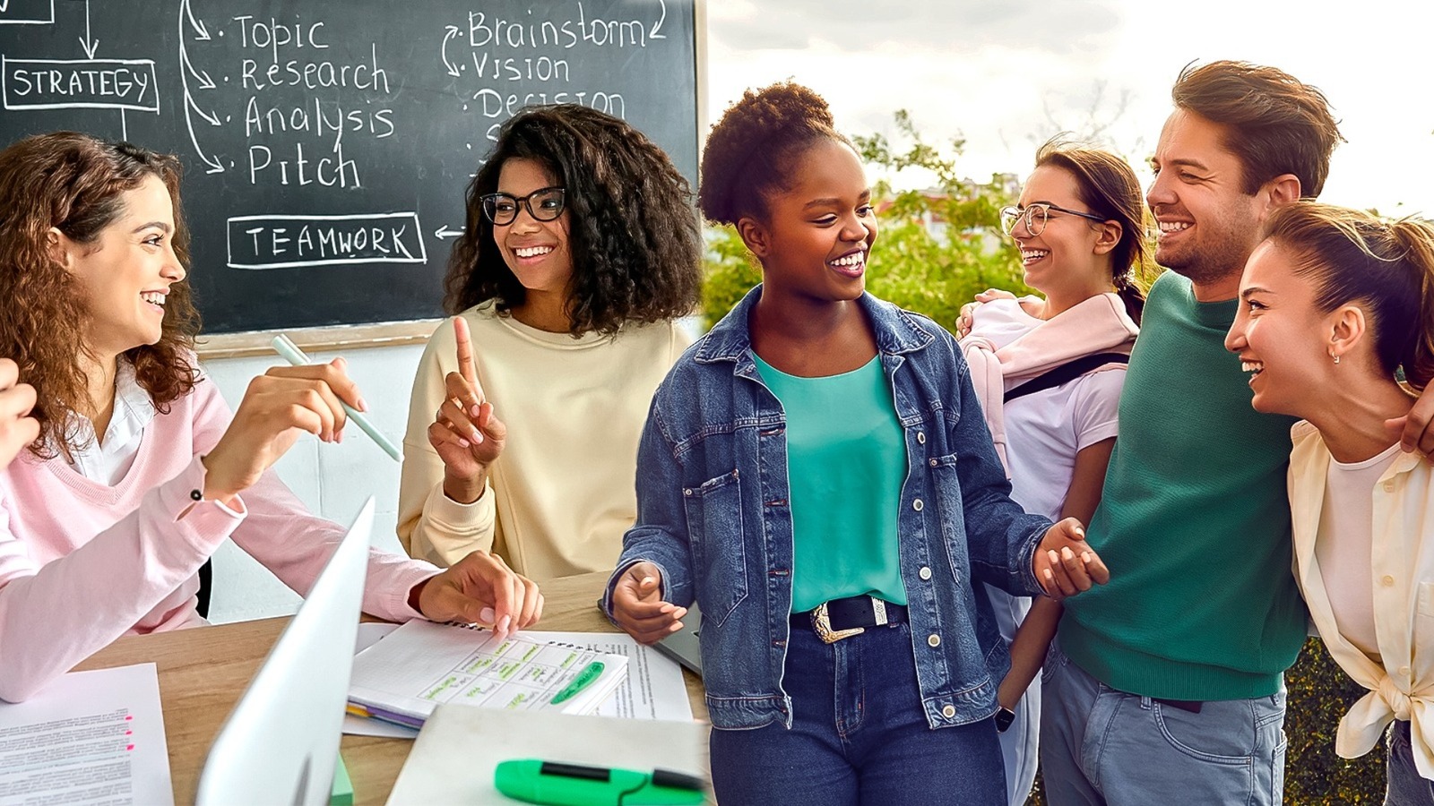 Tips For Making New Friends As You Head Back To School