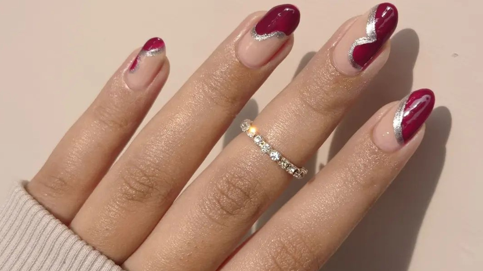 Wavy French Nails: The Low-Key Way To Embrace Mermaidcore