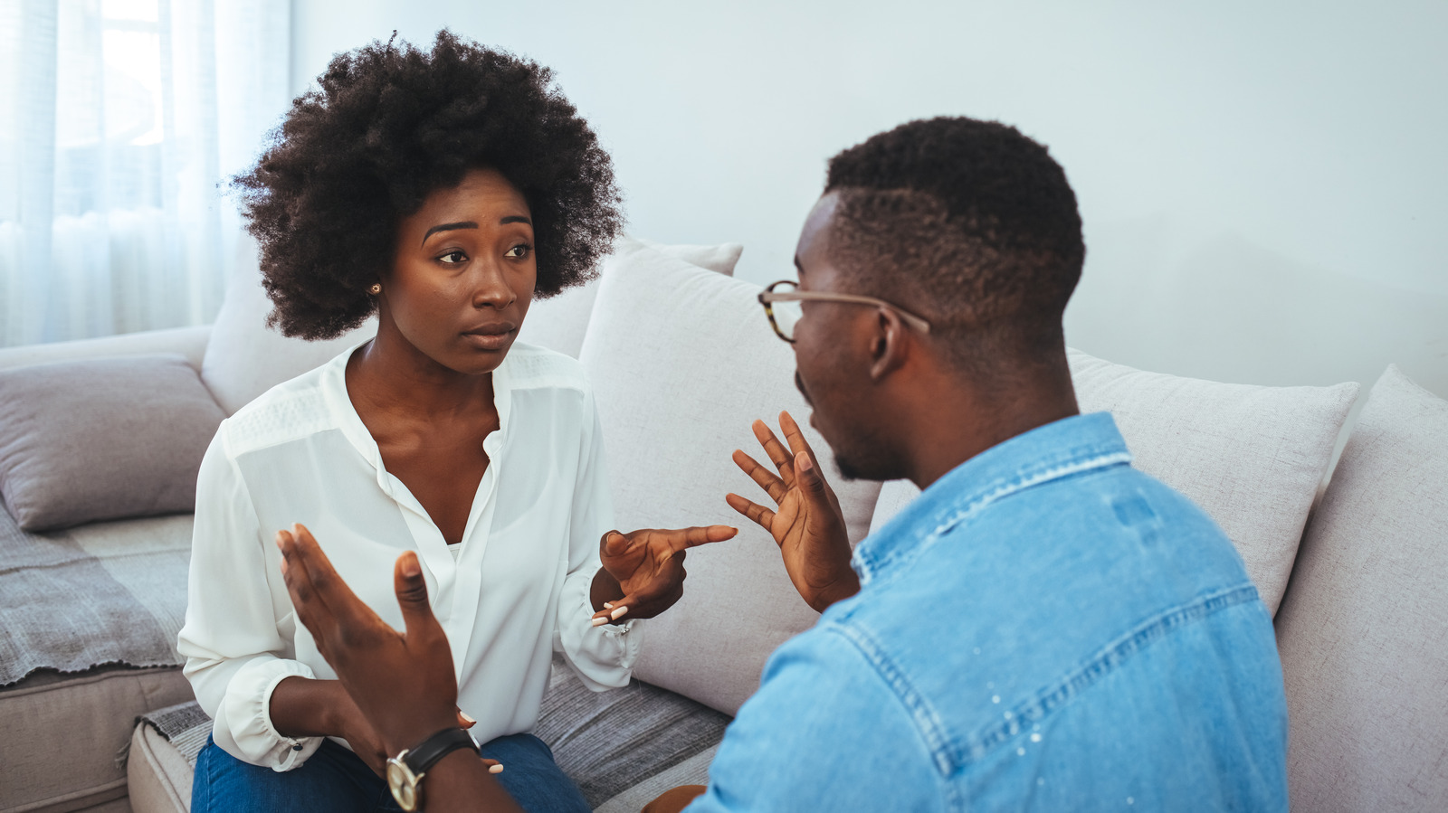 What Are 'Amber Flags' In A Relationship?