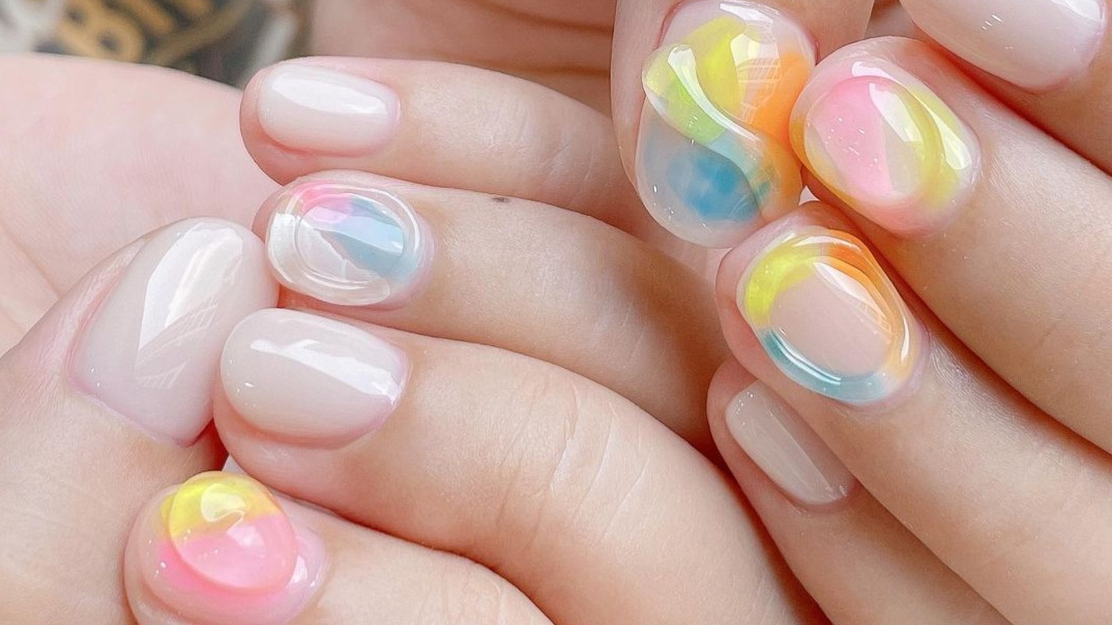 What Are 'Embo Nails' And How Can You Get In On The Trend?