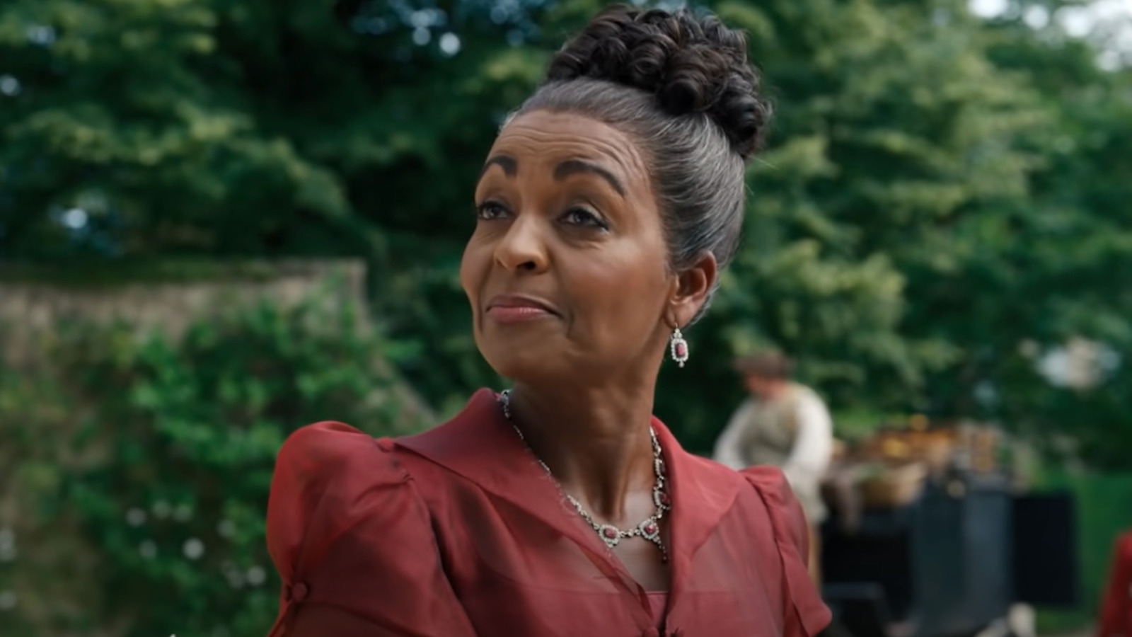 What Lady Danbury From Bridgerton Looks Like In Real Life (& Why She's ...