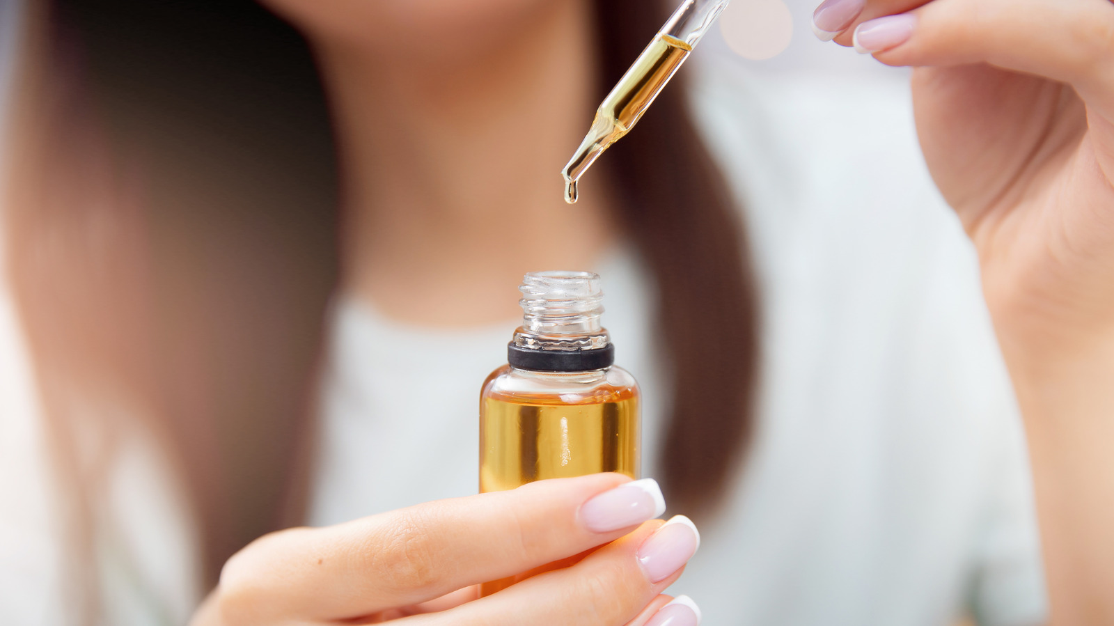 Your Guide To The Skincare Benefits Of Castor Oil