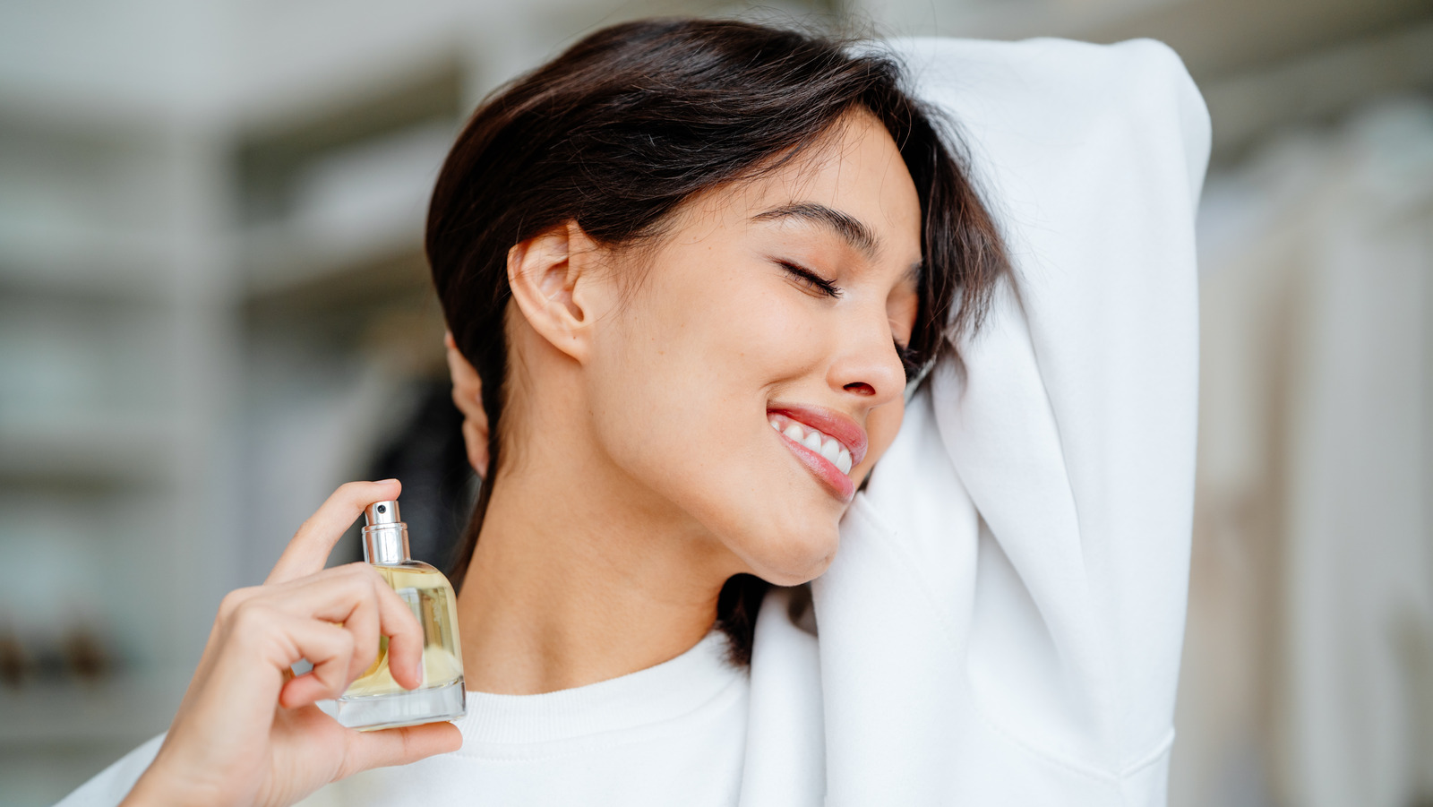You've Been Spraying Your Perfume Wrong - Here's The Right Way To Do It